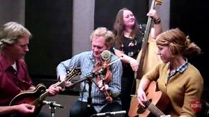 Foghorn Stringband "I'd Jump the Mississippi" Live at KDHX 2/14/13 Chords - ChordU