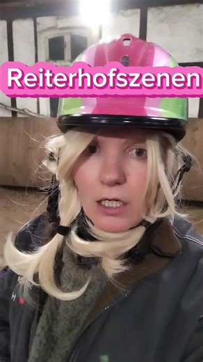 Was wird Naivika machen? Was denkt Ihr? -Vorherige Folgen in der Wiedergabeliste Reiterhofszenen auf meinem Profil #reitenvorhop #reiterhofszenen #satire #horsegirl #fürdich