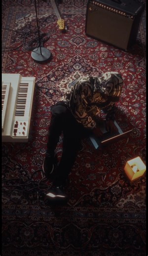 One week on the clock, Each play hits just like the first, Just NOBU on loop. 🔗: https://lnk.to/SHYNOBU Haiku 008 (信) #ShyFX #KINGH #ElectronicMusic #DrumAndBass #DNB #Jungle #NewMusic | Shy FX