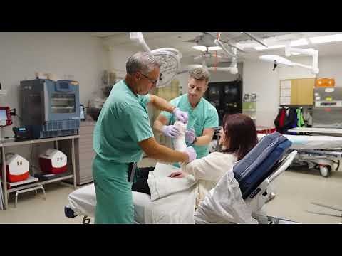 How a hospital trauma team works together to end the emergency