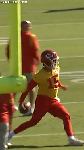271K views · 1.6K reactions | Netflix star Patrick Mahomes has made some ridiculous passes in training camp before  (via HaroldRKuntz3/TW) : Back Together Weekend: July 29-30 on NFL Network, ABC, ESPN : Stream on NFL+ | NFL | Facebook