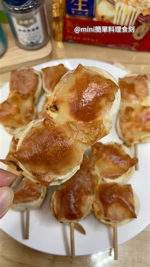 MINI 食刻 #83｜起司熱狗串 🧀🌭 外酥內軟一口接一口｜Mini Bite #83｜Cheese Corn Dog Skewers #簡單料理 #美味 #food #熱狗捲