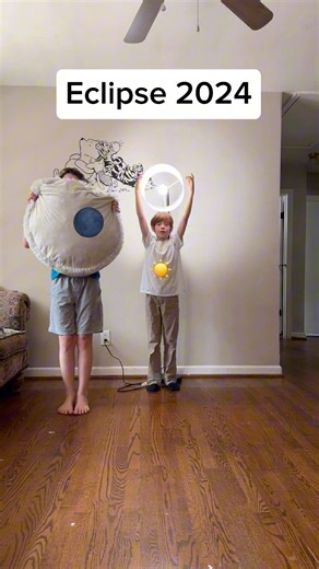 12M views · 156K reactions | Eclipse 2024 Reenactment! 藍#EclipseSolar2024 #solareclipse #funny #kids #standinginacrowdedroom #cloudy #largefamily #tenkids #sellersdozen #momofmany #viral #trending #trendingaudio | Amanda Lynn Sellers | Facebook