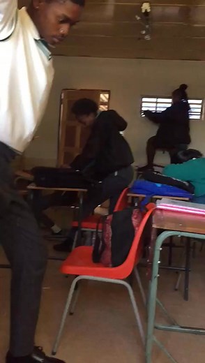 66K views · 1.2K reactions | Pause challenge went wrong | Vusi Vee Bornwell | Facebook