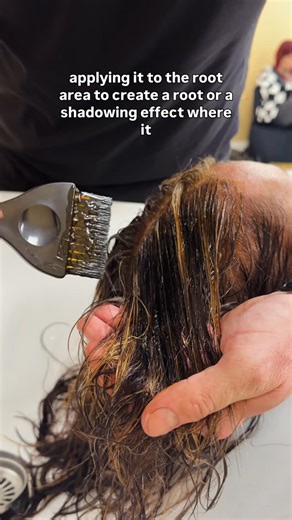 Matt Taddeo|Hair Color Specialist|Orange County| on Instagram: "Root techniques aren’t the same — here’s the difference 👇 • Root Shadow A deeper tone placed right at the root for softness + grow-out control. No drag, just a subtle blur. • Root Smudge (dragged 1–2 inches) The root color is intentionally pulled down to diffuse lines and blend into highlights. More lived-in, less contrast. • Color Melt Two or more shades blended seamlessly so there’s no visible line from root to ends. Think fluid,