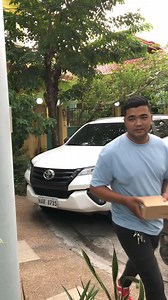 4.9K views · 36 reactions | Here's a little skit on how our hi-tech Splendor Smart Doorbell works. Indeed a smarter way to coveniently receive your package even when you're not home ️ #mumininnovates #SmartHome #smartdoorbell #SmartLiving | MUMIN Innovations | Facebook