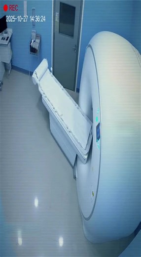 CT Scan Machine Failure gone wrong#CCTV #CTscan #MRi #foryou #mrimachine #incidentmri | beautiful girl