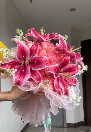 Get Flowers for Valentine's Day: Order Now!