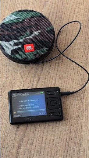 Creative Zen MX (2GB) Digital Media MP3 Player