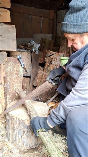 Hand Saw DIY #handsaw #manualtools #carpentry #diy #woodworking #wood #traditionaltools #handtools