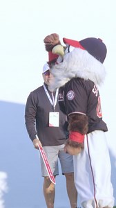 The first tee party was alive and well this morning. 💃 | GOLF.com