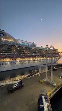 Ruby Princess Cruise ship in Seattle (Apr 2025) — part 1