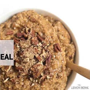 SLOW COOKER PUMPKIN SPICE OATMEAL
