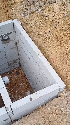 1.4M views · 8.1K reactions | BEGINI CARA MEMBUAT SEPTIC TANK ANTI PENUH #septictank #caramembuatseptictank #konstruksirumah #carabangunrumah #rumahminimalis #diy #tukang #tukangbangunan #septiktank #rumah #renovasi #fyp #viral #trending | Wanda tukang channel | Facebook