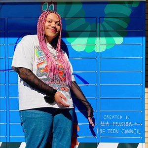 With the help of Nia and the library’s Teen Council, our Holgate and Woodstock library lockers got a face lift! Here’s some info about our lockers: - They allow for 24/7 item pickup . - When placing an item on hold, you can select the lockers as your preferred pickup spot. - They’re located on the parking lot side of both Holgate and Woodstock libraries. Thank you Nia, Woodstock and Holgate staff, the Teen Council, and S2 Imaging for the flawless installation! | Multnomah County Library