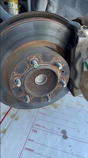 Quick & Easy Way to clean brake pads & rotor