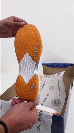 Vector X Smash Badminton Shoes: Play Hard, Move Fast, Smash the Court! 🏸