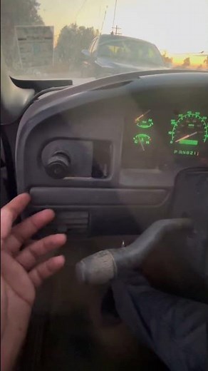 ( 1996 FORD F 250 XLT) HOW TO CHECK IF HEADLIGHTS ARE WORKING.#automobile #automotive #mechanic