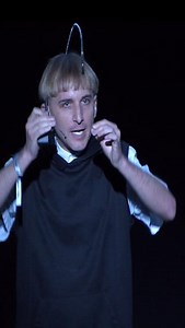 Neil Harbisson merged himself with technology and now has an antenna...