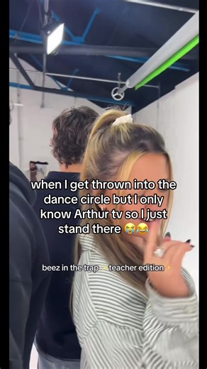 Arthur TV Dance Circle Comedy Moments