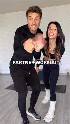 Marta Giugliarelli | PERSONAL TRAINER DONNE | Allenarsi insieme è questo: si lavora bene, si fa tutto l’allenamento, ci si concentra… e alla fine ci si concede anche una risata. Io e... | Instagram