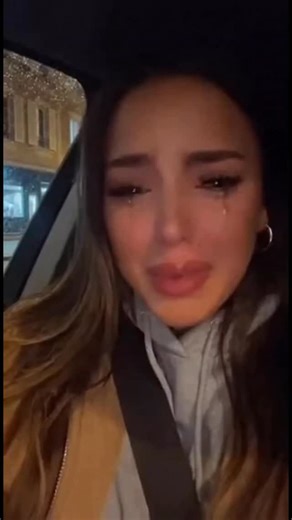 Sté Renard on Instagram: "😭🥀 Neuilly m’a brisée… apparemment l’amour a un code postal 📍💔 Je pensais vivre une rencontre cute… et j’ai pris une leçon de mépris. Dès qu’il a entendu “93”, j’ai vu le switch. Ça fait rire jaune, mais sur le moment ça détruit. (fiction générée par IA) #banlieue #Neuilly #dating #amour #rencontre"