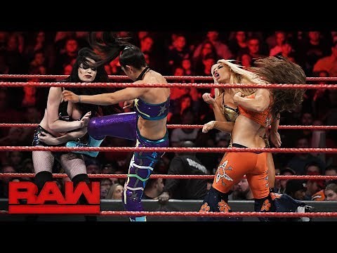 Bayley & Mickie James vs. Paige & Mandy Rose: Raw, Dec. 11, 2017