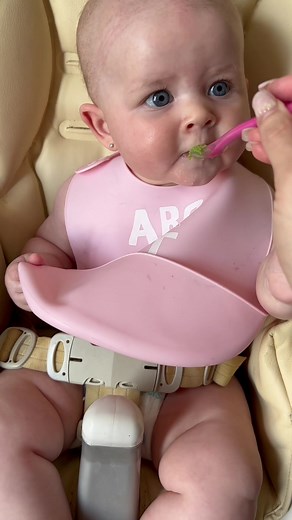Trying brocolli for the first time. #babiesoftiktok #newfood #baby #babyfood #babygirl