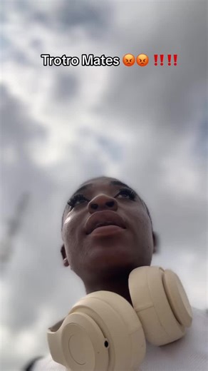 Becareful ooo cos the Christmas will be over in 9days🧏🏽‍♀️what kind of eye red is that😡@Theboy Tevan ♪⋆. @LAYREAL🌎💜🇬🇭 @★♡M J✞🧃🥷🏻🫅🏻 @ama_yeboah57 @🕊️VOCAL_BIRD🕊 @JACKIE🇬🇭 @Afyar Adepa @{𝐓𝐄𝐃𝐃𝐘•🧸} @•Leti~Cia•🫧💜 @_🤴🇬🇭Don Galagaza🥷📿®️_ @Becky Diva @Bugatti Official 🇬🇭🇳🇬 #CapCut #tiktokviral #tiktok #trendingvideo #creatorsearchinsight