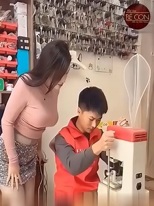 955K views · 8.4K reactions | Review phim: Cô gái tốt bụn g giúp đỡ tổng tài 80 năm trời! Tải App DShorts để xem phim trọn bộ, tận hưởng những bộ phim ngắn đứng đầu xu hướng và đắm chìm trong vũ trụ Drama ngôn tình - thăng hoa cảm xúc! #Dshorts #MatTroiBeCon #LT #reviewphim | Mặt Trời Bé Con | Facebook