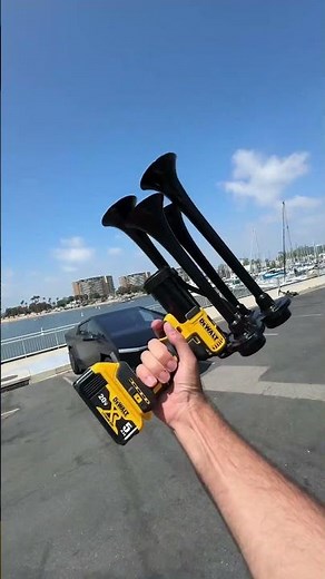 DeWalt Train Horn - Portable 150dB Real Train Sound