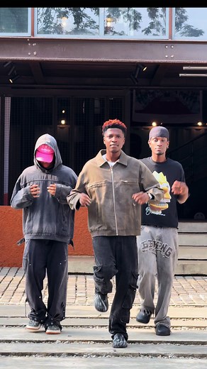 Feel the Mood Dance Challenge with Davido on Dodo