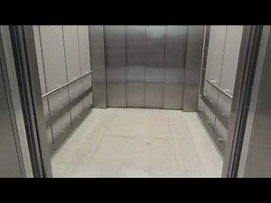 elevator at springfield mall in target