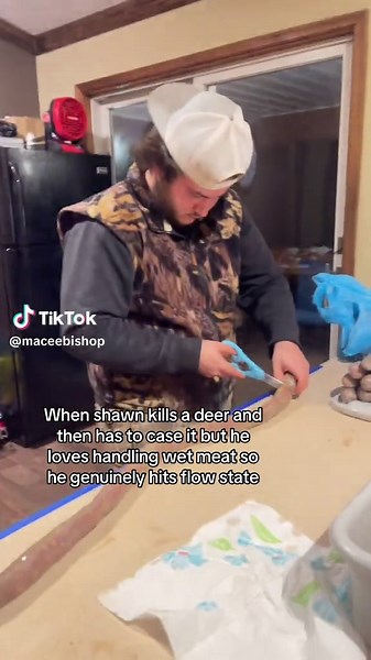 @user538942 Invites me over to help but has me messed up if he thinks I’m touching that