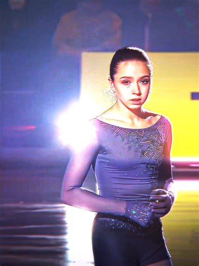 #VALIEVA | my favorite program of hers | cc: merveillezz | - #figureskatingedit #figureskating #figureskatingfyp #editaftereffects #KAMILAVALIEVA #kamilavalieva #valieva #russianfigureskating #aftereffects