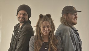 LISTEN: Free Creatures Drop Retro Meets Modern Hip Hop Via "Inviting You In" - Glide Magazine