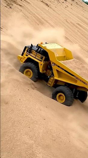 Epic RC Dump Truck Digs! 🚜 Extreme Off-Road Sand Action