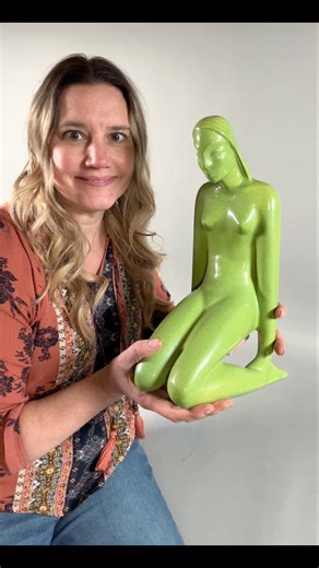 Géza Gorka pottery figure — Frankart-style kneeling woman