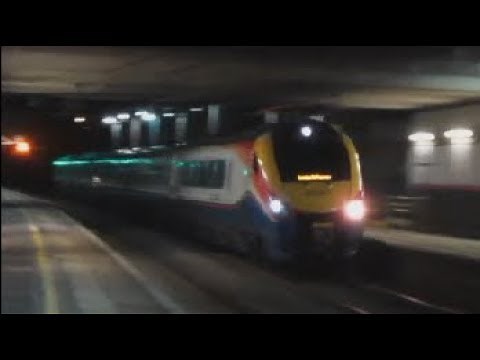 Super Fast Trains Passing Flitwick Station 200km/h 125mph!! Full Speed