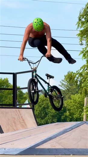 Brant Moore on Instagram: "Another fun classic from the park the other day. Double crankflips will always have a special place in my heart and the Alienation Venus / Foot Fetish Pedals were rippin @alienationbmx @nowearbmx @mksmoto @launchhydrate @jwalkersapparel @shadowridinggear @sandmbicycles @fitbikeco #moorebmx #bmx"