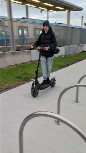 Ninebot MAX G3 and AKEZ Scooter test ride #segwayninebot #ninebotmax #electricscooter