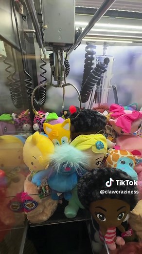 Winning Strategies for Claw Machines and Arcade Games