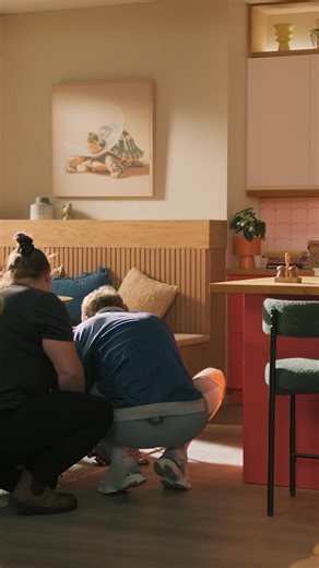 Simple products ✅Simple on-set? Not always 😉 take a peek at the on-set hijinks with Chris O'Dowd filming Good Talks 2.0 | Califia Farms