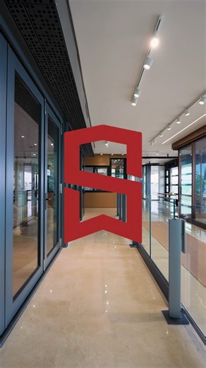 Statewide Home Improvement’s Drew Goldsmith recently visited ES Windows' headquarters in Colombia, checking out their vinyl energy efficient doors, seamless glass-to-glass windows, and other cutting-edge products coming to market. We stay ahead of the game, because keeping Florida safe is no game. ☎️ 561-786-3349 | 🛡️ https://www.statewideimpactwindows.com/ #StatewideHomeImprovement #ChooseWiseChooseStatewide #ShieldedByStatewide #HurricaneProtection #ImpactWindows #ImpactDoors #2025HurricaneSe