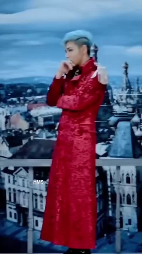 This BLUE HAIR is the reason I turned myself into a KPOP fan.🫶 #bigbang #bigbangvip #bigbangtop #bigbangchoiseunghyun #choiseunghyun #TOP #kingofkpop #kpop #ygfamily #ygentertainment #real_hms5 #fyp #tiktok