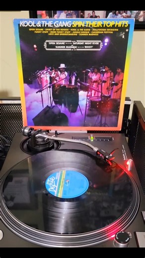 44K views · 1.7K reactions | Open Sesame by Kool and the Gang. My favorite dancefloor classic from the 70's that made the dancefloor shake with it's powerful sound. A musical masterpiece!!! #koolandthegang #djapaza #disco #70smusic #oldschool | dj_apaza | Facebook