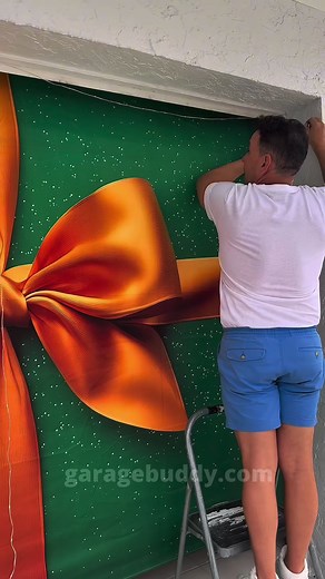🎄🚪 Watch Christmas Hit the Garage in 5 Minutes! John nailed the holiday vibe with our classic Wreath design — bold, festive, and impossible to miss. Shop Yours👉 https://garagebuddy.com/EarlyBird-Sale ⏱️ Install in Under 5 Minutes 🚪 Multiple Door Sizes & Types 🧼 Reusable & Washable | GarageBuddy
