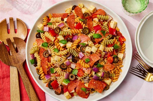 Party-Perfect Pepperoni Pasta Salad