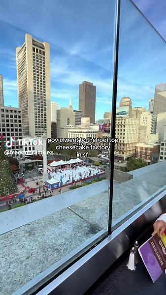 Experience Rooftop Dining at The Cheesecake Factory SF