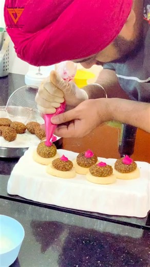 Hardeep Singh Sondhi on Instagram: "Because today’s entrepreneurs need more than ideas. Our Entrepreneurship Course is now upgraded with practical tools, real insights, and industry experience. #reel #fypシ #foodblogger #instagram #cookingram"